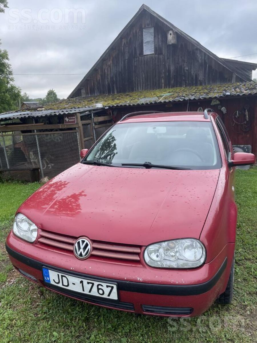 Sarkans Volkswagen Golf 2003 Krāslava, ar dzinēja tilpumu 1.90 L un nobraukumu 400 tūkst. km par 500 €, foto 3 vietnē AUTOMOTO.COM.LV