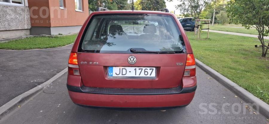 Sarkans Volkswagen Golf 2003 Daugavpils, ar dzinēja tilpumu 1.90 L un nobraukumu 406 tūkst. km par 990 €, foto 8 vietnē AUTOMOTO.COM.LV