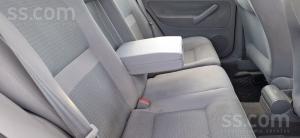 Sarkans Volkswagen Golf 2003 Daugavpils, ar dzinēja tilpumu 1.90 L un nobraukumu 406 tūkst. km par 990 €, foto 12 vietnē AUTOMOTO.COM.LV