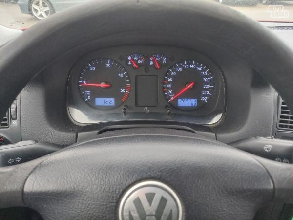 Sarkans Volkswagen Golf 2004 Utena, ar dzinēja tilpumu 1.90 L un nobraukumu 285 tūkst. km par 1650 €, foto 8 vietnē AUTOMOTO.COM.LV