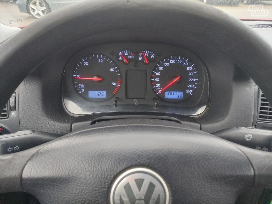Sarkans Volkswagen Golf 2004 Utena, ar dzinēja tilpumu 1.90 L un nobraukumu 285 tūkst. km par 1650 €, foto 8 vietnē AUTOMOTO.COM.LV
