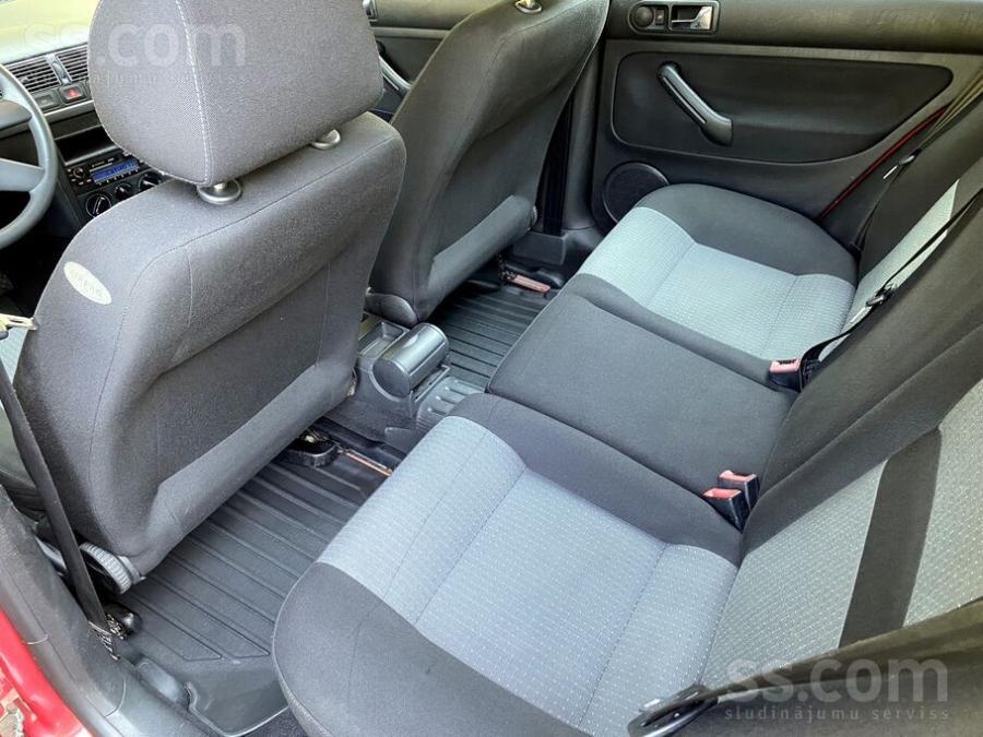 Sarkans Volkswagen Golf 2004 Rīga, ar dzinēja tilpumu 1.90 L un nobraukumu 272 tūkst. km par 1900 €, foto 13 vietnē AUTOMOTO.COM.LV