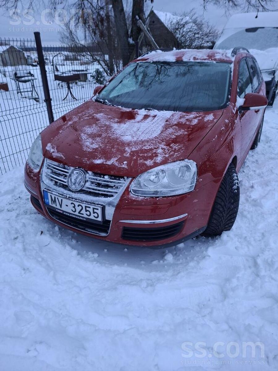 Red Volkswagen Golf 2008 in Valka, with an engine capacity of 1.90 L and mileage of 343 thousand km for 1650 €, photo 6 on AUTOMOTO.COM.LV