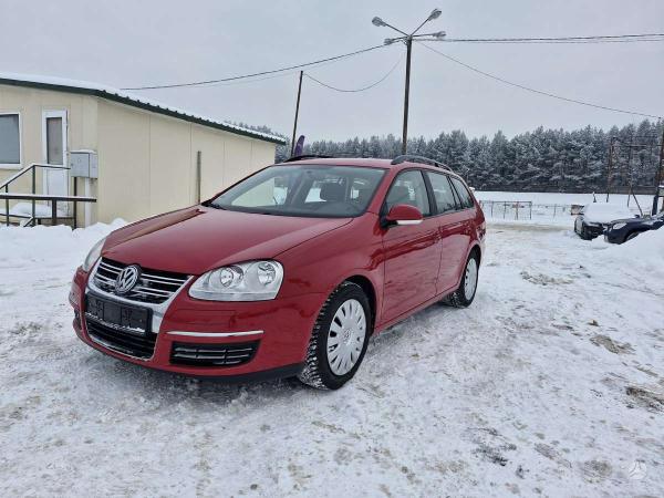 Red Volkswagen Golf 2008 in Vilnius, with an engine capacity of 1.90 L and mileage of 162 thousand km for 2850 €, photo 1 on AUTOMOTO.COM.LV