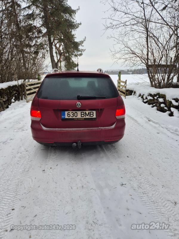 Red Volkswagen Golf 2008 in Tallinn, with an engine capacity of 1.90 L and mileage of 300 thousand km for 1150 €, photo 5 on AUTOMOTO.COM.LV