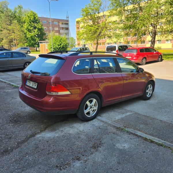 Sarkans Volkswagen Golf 2008 Tartu, ar dzinēja tilpumu 2.00 L un nobraukumu 434 tūkst. km par 1600 €, foto 4 vietnē AUTOMOTO.COM.LV