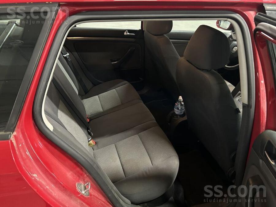 Sarkans Volkswagen Golf 2008 Rīga, ar dzinēja tilpumu 1.90 L un nobraukumu 311 tūkst. km par 1650 €, foto 9 vietnē AUTOMOTO.COM.LV