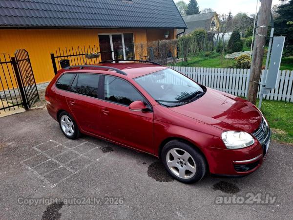 Sarkans Volkswagen Golf 2009 Keila, ar dzinēja tilpumu 1.60 L un nobraukumu 211 tūkst. km par 2400 €, foto 3 vietnē AUTOMOTO.COM.LV
