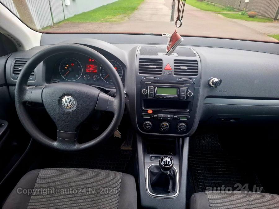 Sarkans Volkswagen Golf 2009 Keila, ar dzinēja tilpumu 1.60 L un nobraukumu 211 tūkst. km par 2400 €, foto 8 vietnē AUTOMOTO.COM.LV