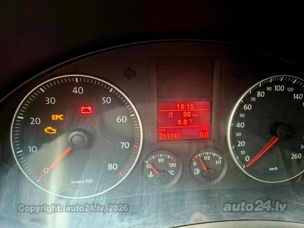 Sarkans Volkswagen Golf 2009 Keila, ar dzinēja tilpumu 1.60 L un nobraukumu 211 tūkst. km par 2400 €, foto 8 vietnē AUTOMOTO.COM.LV