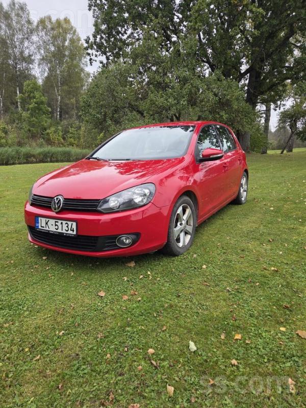 Sarkans Volkswagen Golf 2009 Rīga, ar dzinēja tilpumu 1.40 L un nobraukumu 245 tūkst. km par 2500 €, foto 4 vietnē AUTOMOTO.COM.LV