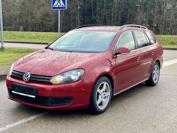 Sarkans Volkswagen Golf 2010 Šilutė, ar dzinēja tilpumu 1.97 L un nobraukumu 286 tūkst. km par 3699 €, foto 1 vietnē AUTOMOTO.COM.LV