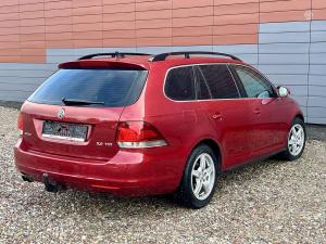 Red Volkswagen Golf 2010 in Silute, with an engine capacity of 1.97 L and mileage of 286 thousand km for 3699 €, photo 4 on AUTOMOTO.COM.LV