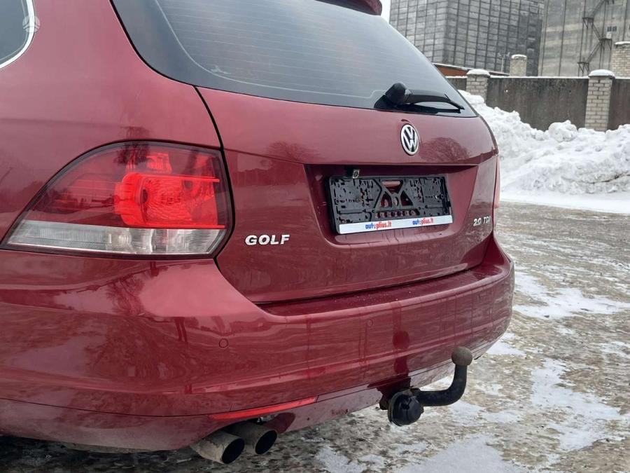 Red Volkswagen Golf 2010 in Silute, with an engine capacity of 1.97 L and mileage of 286 thousand km for 3700 €, photo 10 on AUTOMOTO.COM.LV