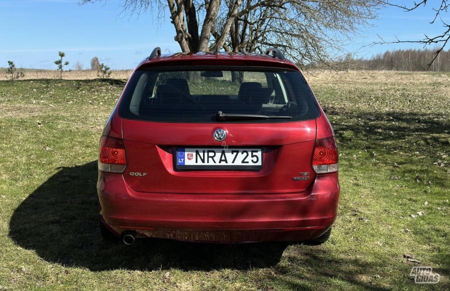 Sarkans Volkswagen Golf 2010 Viļņa, ar dzinēja tilpumu 1.20 L un nobraukumu 307 tūkst. km par 2900 €, foto 7 vietnē AUTOMOTO.COM.LV
