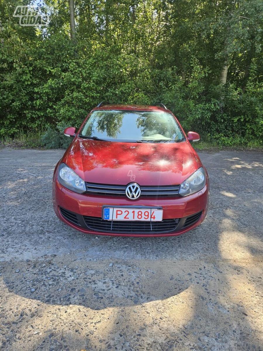 Red Volkswagen Golf 2010 in Visaginas, with an engine capacity of 1.40 L and mileage of 282 thousand km for 2500 €, photo 7 on AUTOMOTO.COM.LV