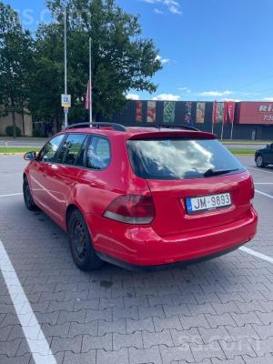 Sarkans Volkswagen Golf 2011 Rīga, ar dzinēja tilpumu 1.60 L un nobraukumu 352 tūkst. km par 2100 €, foto 3 vietnē AUTOMOTO.COM.LV