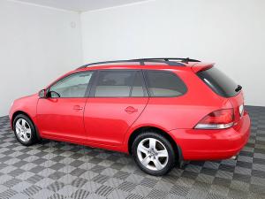 Sarkans Volkswagen Golf 2011 Tallina, ar dzinēja tilpumu 1.20 L un nobraukumu 189 tūkst. km par 2199 €, foto 5 vietnē AUTOMOTO.COM.LV