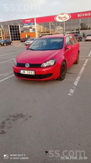 Sarkans Volkswagen Golf 2011 Bauska, ar dzinēja tilpumu 1.60 L un nobraukumu 356 tūkst. km par 1750 €, foto  vietnē AUTOMOTO.COM.LV