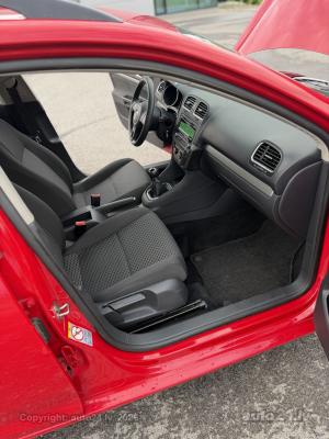 Sarkans Volkswagen Golf 2012 Tallina, ar dzinēja tilpumu 1.60 L un nobraukumu 143 tūkst. km par 6500 €, foto 9 vietnē AUTOMOTO.COM.LV