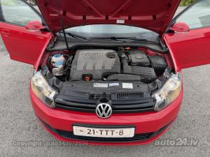 Sarkans Volkswagen Golf 2012 Tallina, ar dzinēja tilpumu 1.60 L un nobraukumu 143 tūkst. km par 6500 €, foto 15 vietnē AUTOMOTO.COM.LV