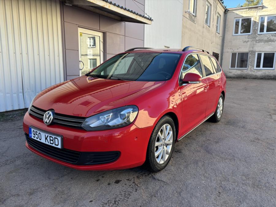 Red Volkswagen Golf 2012 in Tallinn, with an engine capacity of 1.60 L and mileage of 546 thousand km for 3500 €, photo 3 on AUTOMOTO.COM.LV