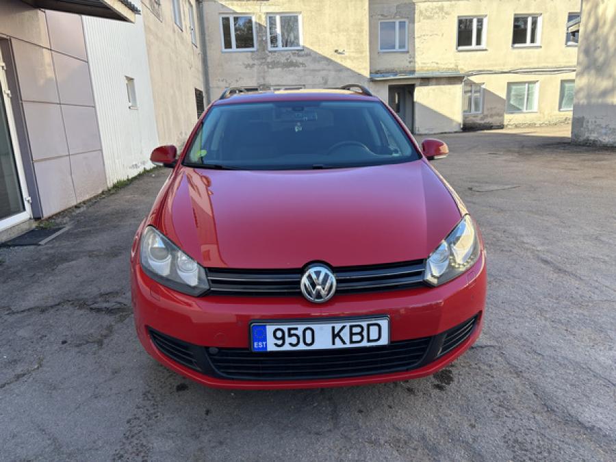 Red Volkswagen Golf 2012 in Tallinn, with an engine capacity of 1.60 L and mileage of 546 thousand km for 3500 €, photo 7 on AUTOMOTO.COM.LV