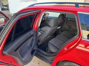 Red Volkswagen Golf 2012 in Tallinn, with an engine capacity of 1.60 L and mileage of 546 thousand km for 3500 €, photo 17 on AUTOMOTO.COM.LV