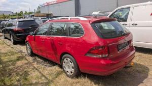 Sarkans Volkswagen Golf 2012 Kauņa, ar dzinēja tilpumu 1.20 L un nobraukumu 225 tūkst. km par 1850 €, foto 4 vietnē AUTOMOTO.COM.LV