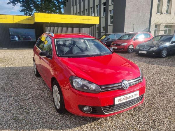 Red Volkswagen Golf 2012 in Kaunas, with an engine capacity of 1.20 L and mileage of 225 thousand km for 2600 €, photo 1 on AUTOMOTO.COM.LV