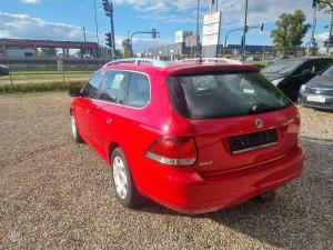 Sarkans Volkswagen Golf 2012 Kauņa, ar dzinēja tilpumu 1.20 L un nobraukumu 225 tūkst. km par 2600 €, foto 4 vietnē AUTOMOTO.COM.LV