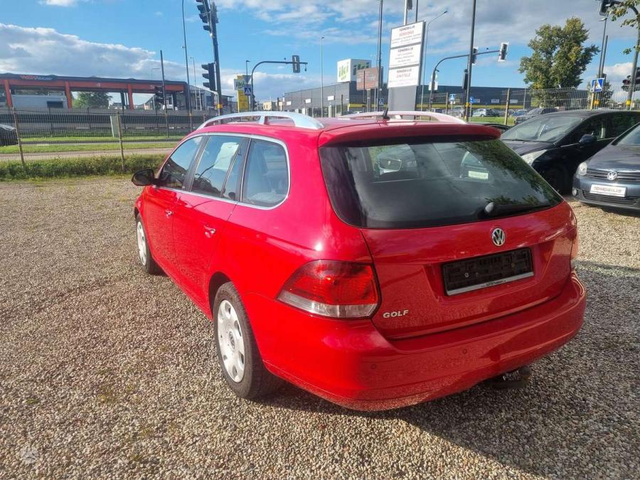 Sarkans Volkswagen Golf 2012 Kauņa, ar dzinēja tilpumu 1.20 L un nobraukumu 225 tūkst. km par 2600 €, foto 4 vietnē AUTOMOTO.COM.LV