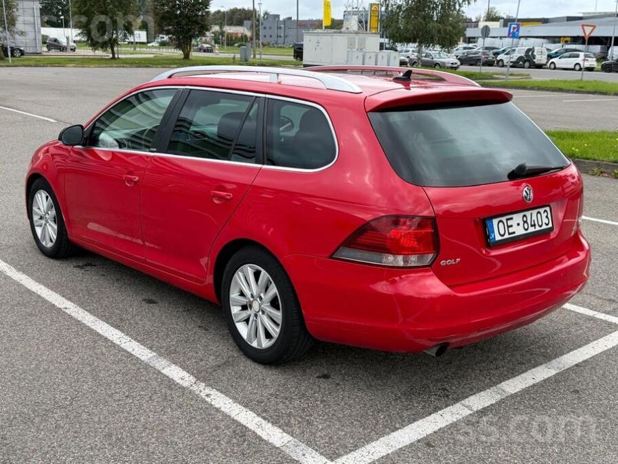 Sarkans Volkswagen Golf 2012 Alūksne, ar dzinēja tilpumu 1.60 L un nobraukumu 262 tūkst. km par 4500 €, foto 5 vietnē AUTOMOTO.COM.LV