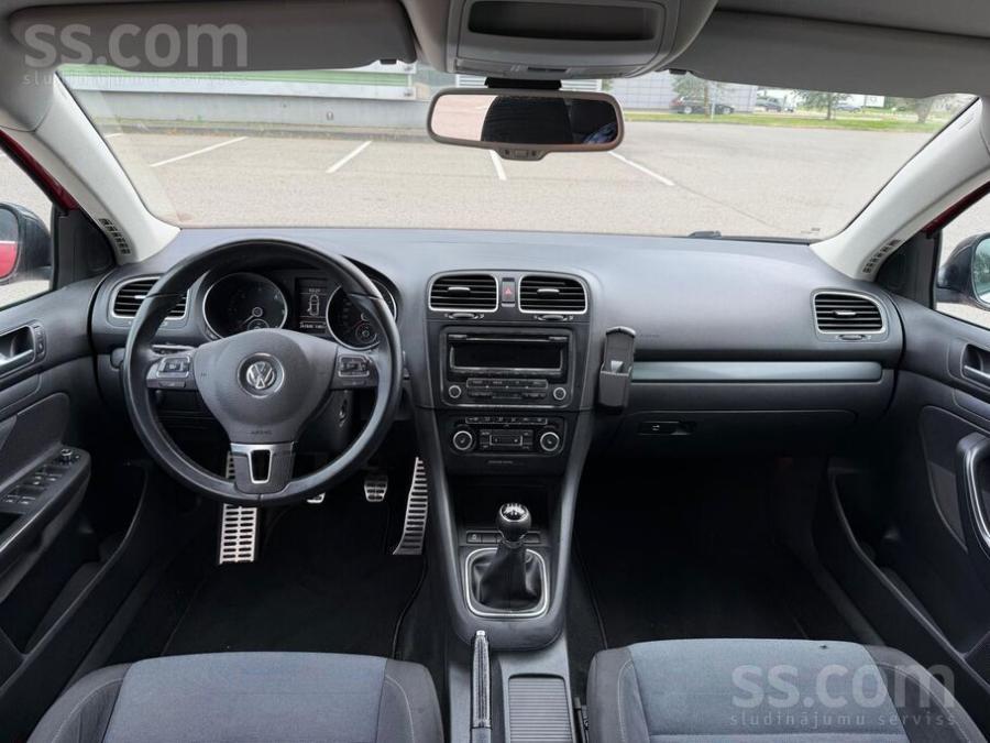 Sarkans Volkswagen Golf 2012 Alūksne, ar dzinēja tilpumu 1.60 L un nobraukumu 262 tūkst. km par 4500 €, foto 11 vietnē AUTOMOTO.COM.LV