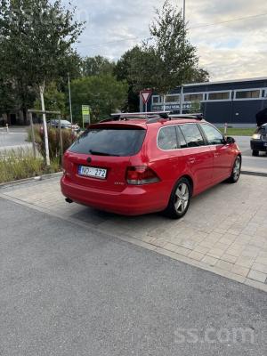 Sarkans Volkswagen Golf 2012 Rīga, ar dzinēja tilpumu 2.00 L un nobraukumu 260 tūkst. km par 5000 €, foto 5 vietnē AUTOMOTO.COM.LV