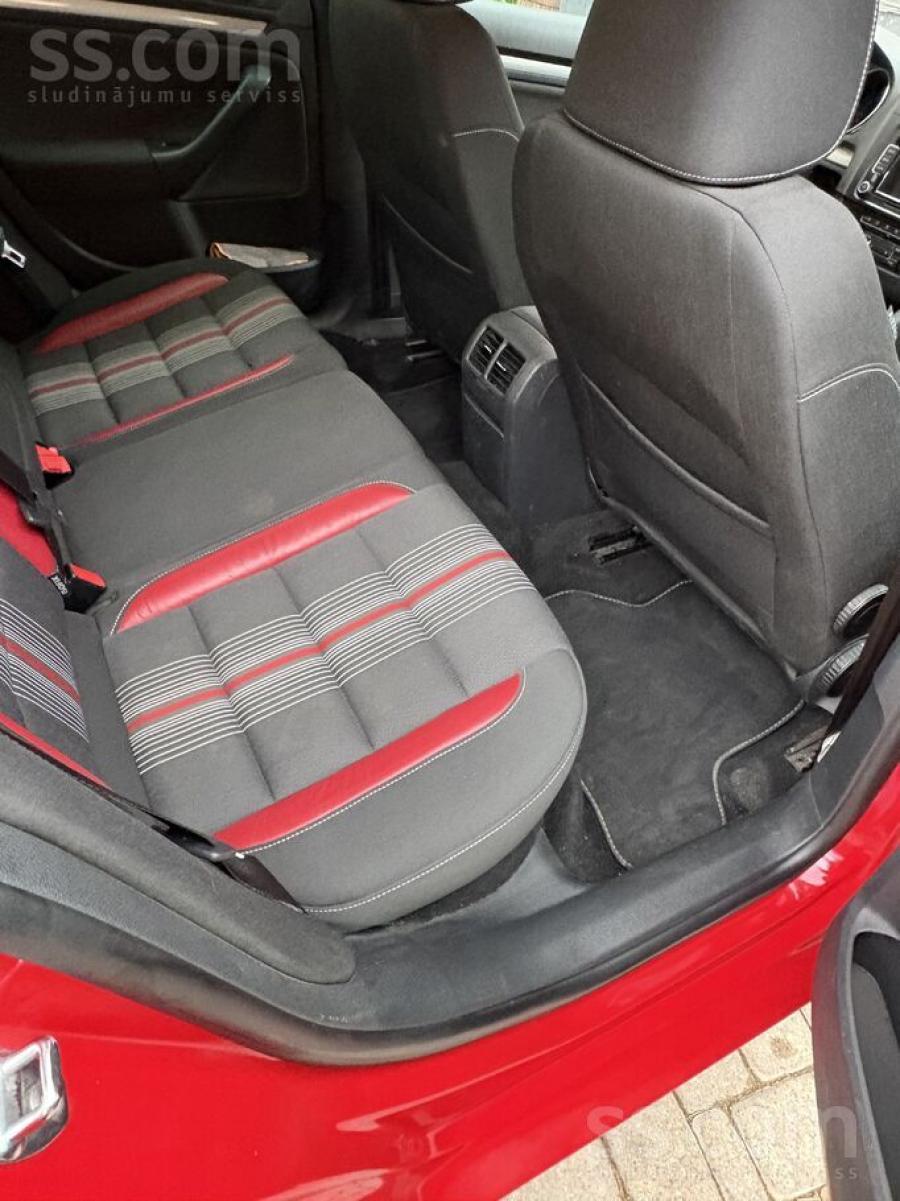 Sarkans Volkswagen Golf 2012 Rīga, ar dzinēja tilpumu 2.00 L un nobraukumu 220 tūkst. km par 3444 €, foto 14 vietnē AUTOMOTO.COM.LV
