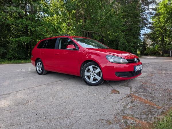 Red Volkswagen Golf 2013 in Riga, with an engine capacity of 1.40 L and mileage of 240 thousand km for 4200 €, photo 2 on AUTOMOTO.COM.LV