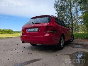 Sarkans Volkswagen Golf 2013 Rīga, ar dzinēja tilpumu 1.40 L un nobraukumu 240 tūkst. km par 4200 €, foto 8 vietnē AUTOMOTO.COM.LV