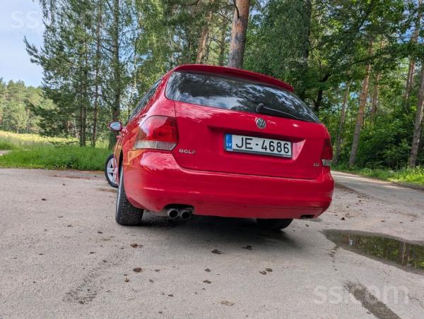 Red Volkswagen Golf 2013 in Riga, with an engine capacity of 1.40 L and mileage of 240 thousand km for 4200 €, photo 10 on AUTOMOTO.COM.LV