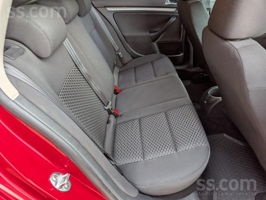 Sarkans Volkswagen Golf 2013 Rīga, ar dzinēja tilpumu 1.40 L un nobraukumu 240 tūkst. km par 4200 €, foto 15 vietnē AUTOMOTO.COM.LV