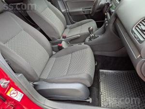 Sarkans Volkswagen Golf 2013 Rīga, ar dzinēja tilpumu 1.40 L un nobraukumu 240 tūkst. km par 4200 €, foto 18 vietnē AUTOMOTO.COM.LV