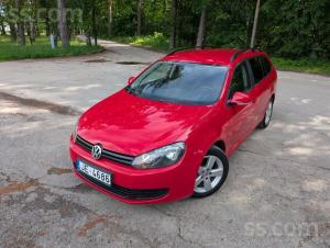 Sarkans Volkswagen Golf 2013 Rīga, ar dzinēja tilpumu 1.40 L un nobraukumu 240 tūkst. km par 4200 €, foto 24 vietnē AUTOMOTO.COM.LV
