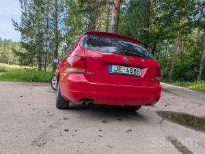 Red Volkswagen Golf 2013 in Riga, with an engine capacity of 1.40 L and mileage of 240 thousand km for 3600 €, photo 11 on AUTOMOTO.COM.LV