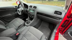 Sarkans Volkswagen Golf 2013 Pērnava, ar dzinēja tilpumu 1.60 L un nobraukumu 467 tūkst. km par 3990 €, foto 13 vietnē AUTOMOTO.COM.LV