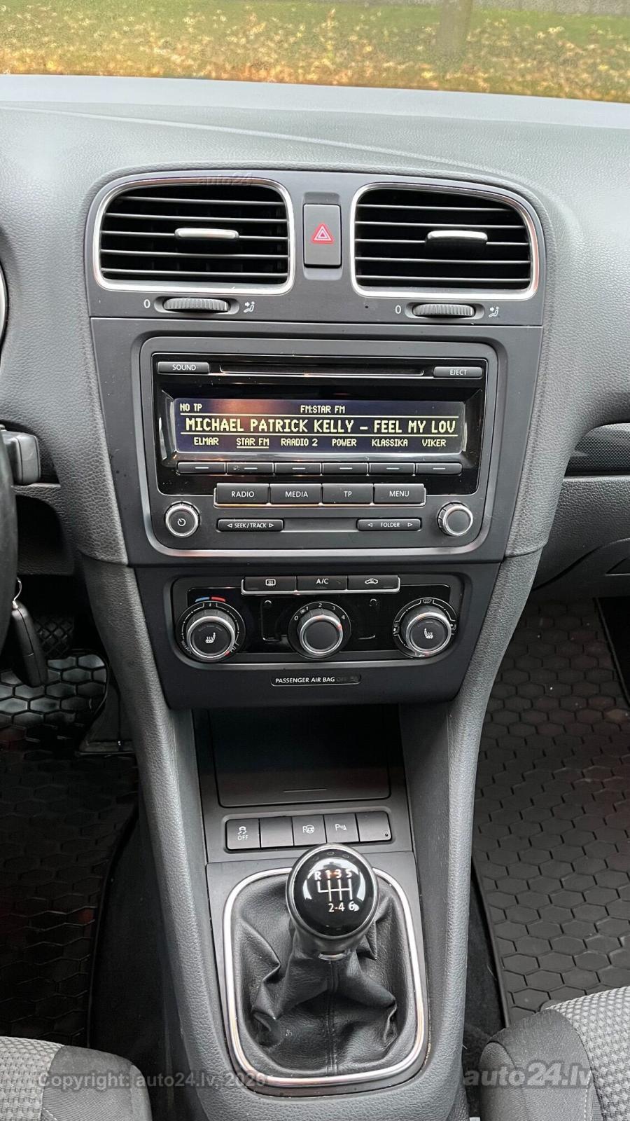 Sarkans Volkswagen Golf 2013 Pērnava, ar dzinēja tilpumu 1.60 L un nobraukumu 467 tūkst. km par 3990 €, foto 19 vietnē AUTOMOTO.COM.LV
