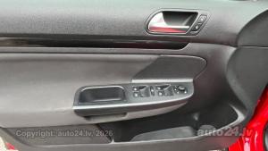 Sarkans Volkswagen Golf 2013 Pērnava, ar dzinēja tilpumu 1.60 L un nobraukumu 467 tūkst. km par 3990 €, foto 26 vietnē AUTOMOTO.COM.LV