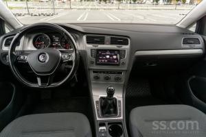 Sarkans Volkswagen Golf 2014 Rīga, ar dzinēja tilpumu 1.60 L un nobraukumu 303 tūkst. km par 5290 €, foto 12 vietnē AUTOMOTO.COM.LV
