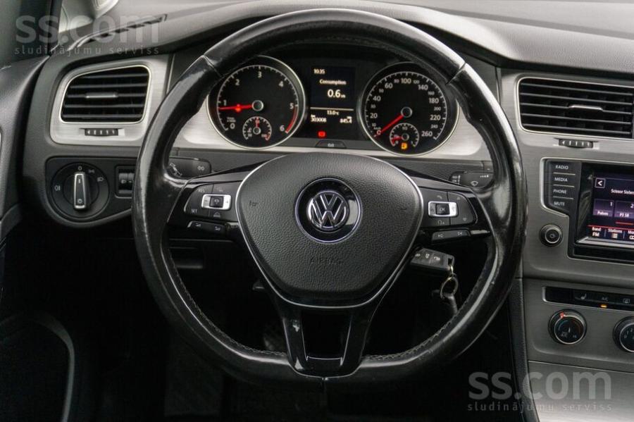 Sarkans Volkswagen Golf 2014 Rīga, ar dzinēja tilpumu 1.60 L un nobraukumu 303 tūkst. km par 5290 €, foto 14 vietnē AUTOMOTO.COM.LV