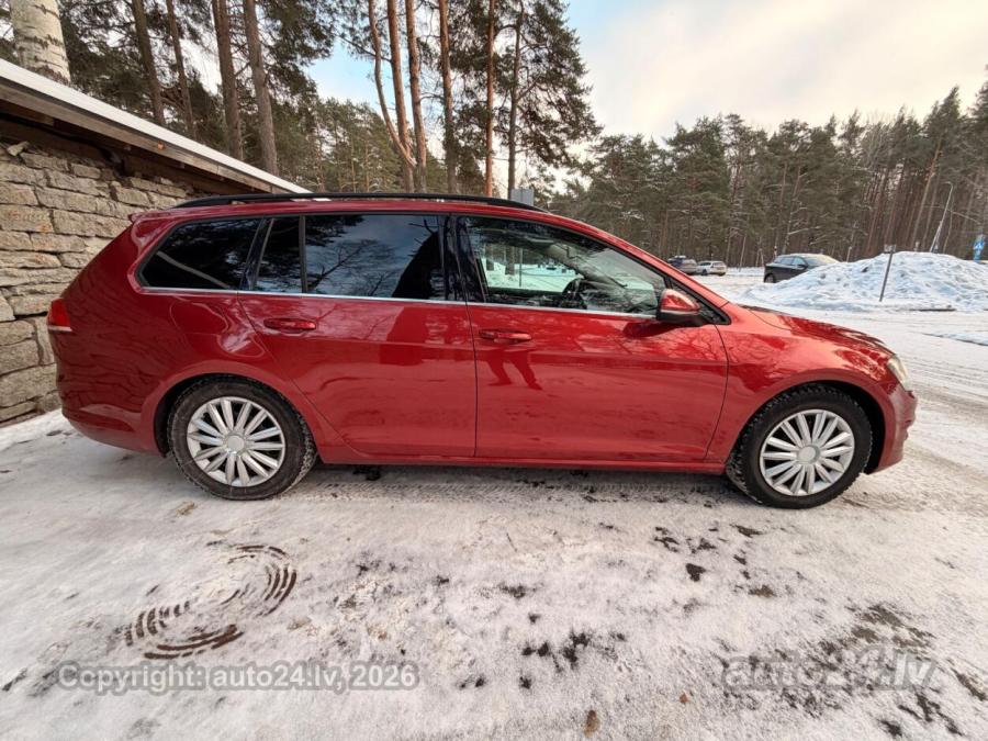 Red Volkswagen Golf 2014 in Tallinn, with an engine capacity of 2.00 L and mileage of 265 thousand km for 7995 €, photo 4 on AUTOMOTO.COM.LV
