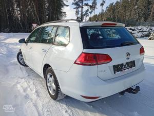 Red Volkswagen Golf 2014 in Vilnius, with an engine capacity of 1.60 L and mileage of 254 thousand km for 5750 €, photo 4 on AUTOMOTO.COM.LV